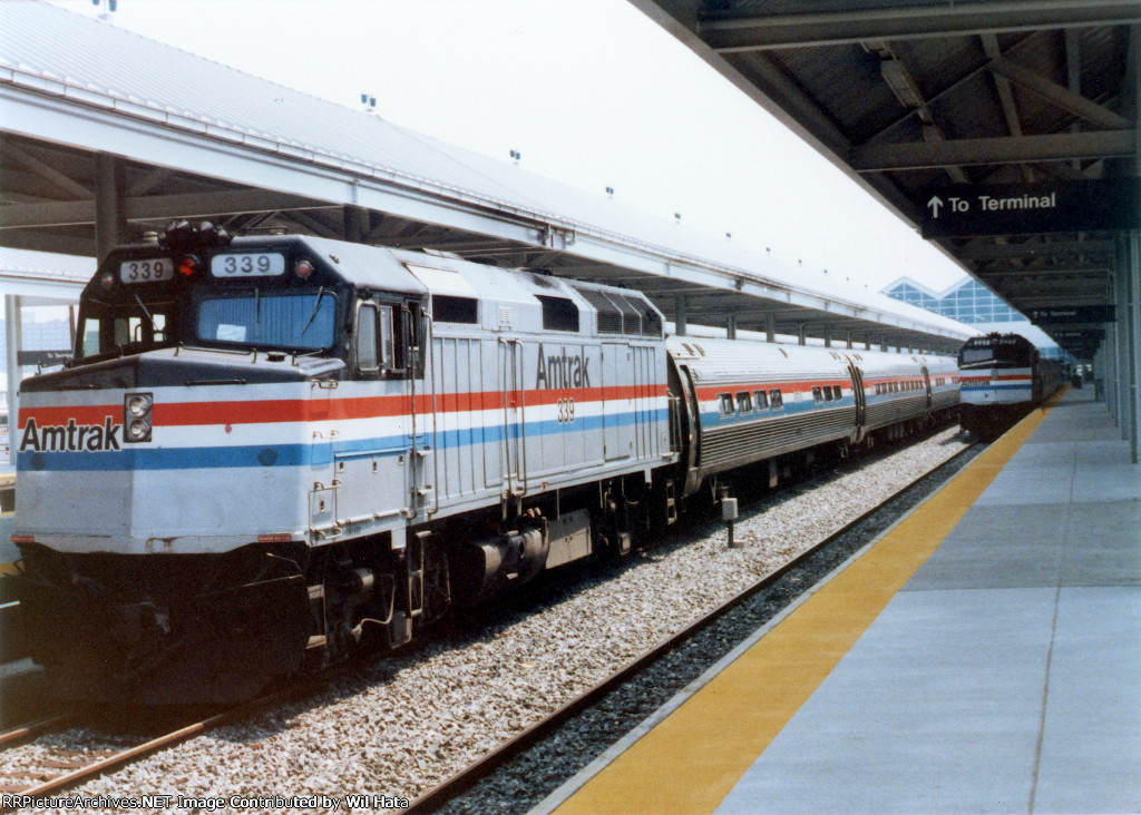Amtrak F40PH 339